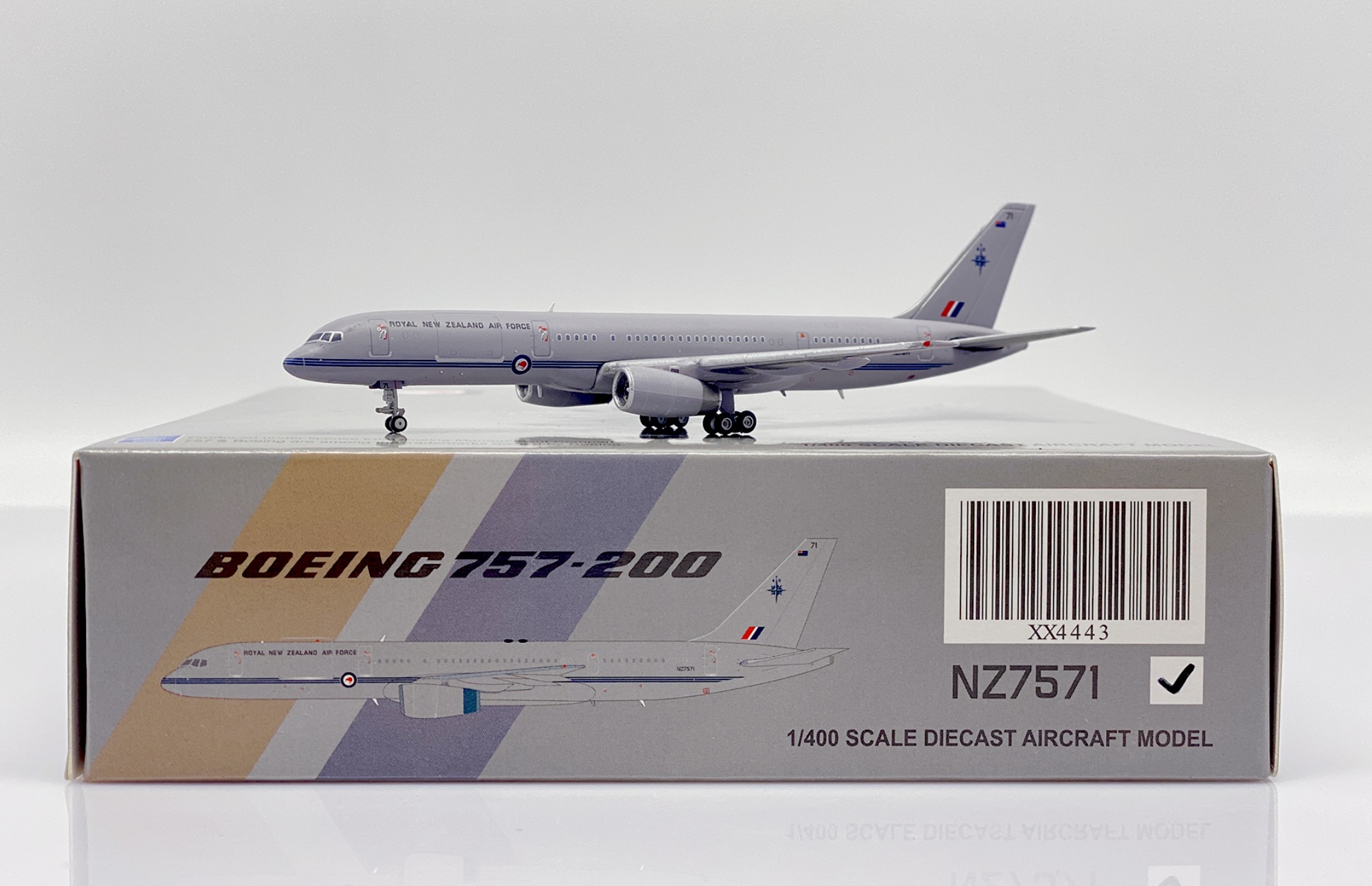 XX4443 Royal New Zealand Air Force B757-200 NZ7571 – Airplane Model SG