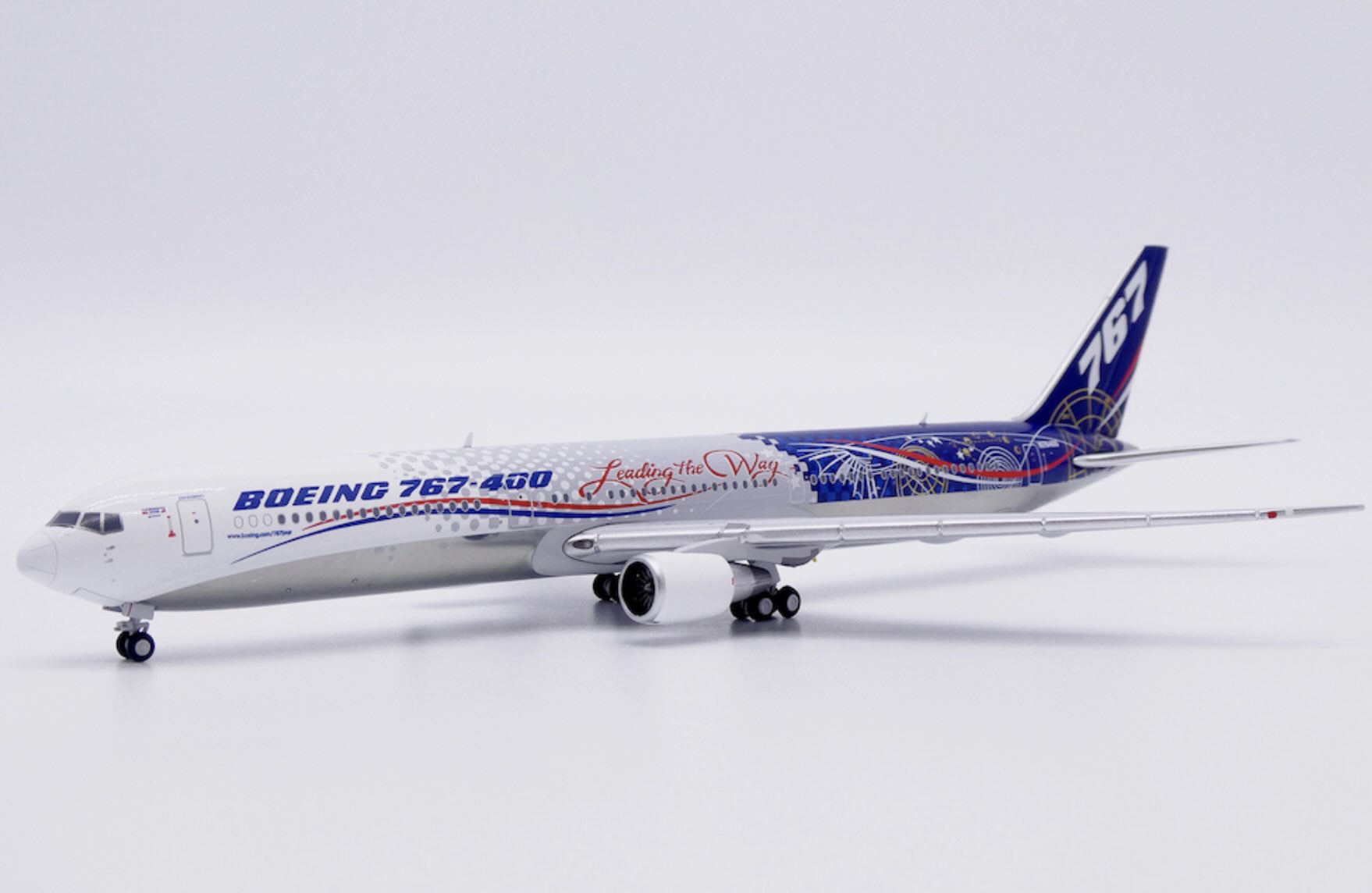 LH4369 Boeing House Color B767-400ER “Leading the Way” N76400 (Polished ...