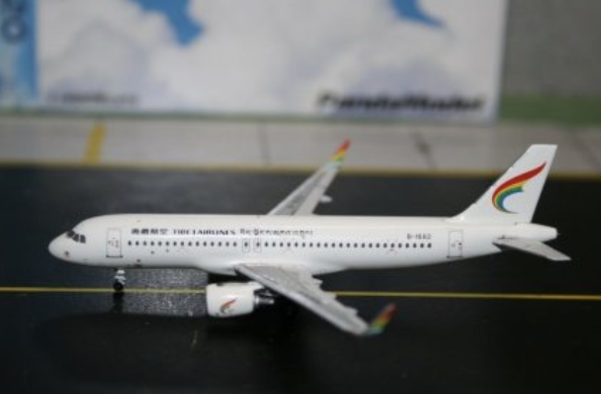 SKY-PM-012 Tibet Airlines 西藏航空 A320 B-1682 – Airplane Model SG