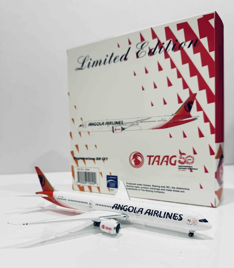 PH12040 TAAG Angola Airlines B787-10 D2-TET – Airplane Model SG